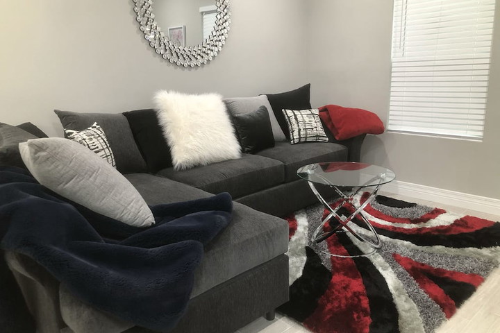 Unwind In Insta-worthy Style: Dream Getaway Awaits! Private! Luxury Redefined! - Loma Linda, CA