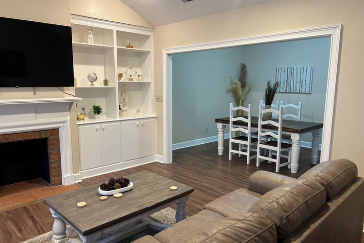 Southern Serenity Cozy 2-bedroom Apartment In Peaceful - Albany, GA