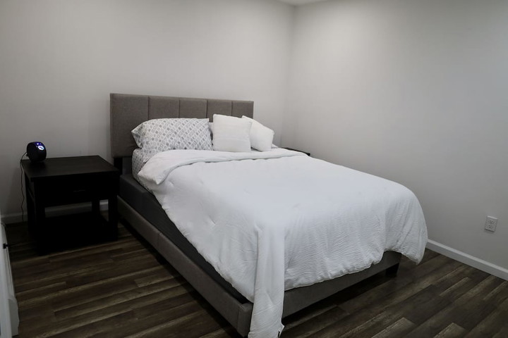 Stunning Spacious Two-bedroom Apartment, Offers Modern Comfort And Style. - White Plains, NY