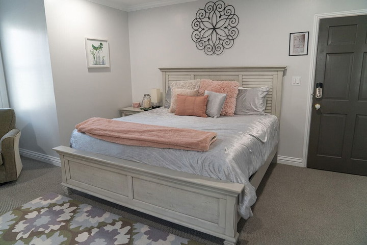 Less Than 10 Minutes To Zion Nat'l Park Entrance, Newly Renovated B&b In Quiet Town, With Private En Suite Bathroom With E-bikes Available For Rental. - Zion National Park