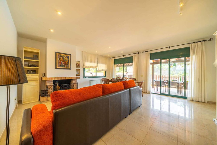 Villa Margot | Pool Bbq Air Conditioning Stunning Outdoor Area Ideal Families - Lloret de Mar