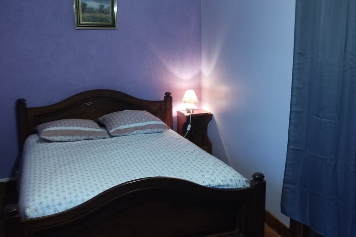 Gîte Des Hortensias Gîte à La Ferme 5 Chambres, 10 Lits, 12 Personnes - Roanne