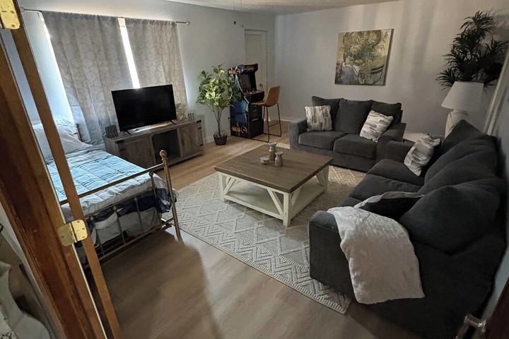 Charming 3-bedroom House With A Ton Of Amenities. - Farmington, NM
