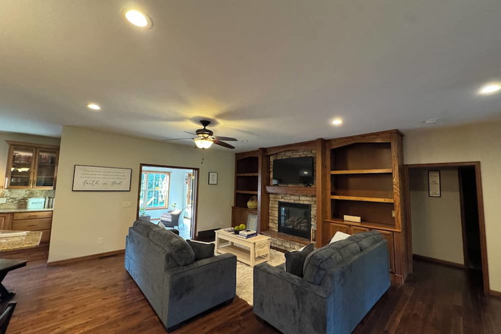 5-bedroom House In New London Waterfront, Pickleball,basketball,fishing,gameroom - Mount Pleasant, IA