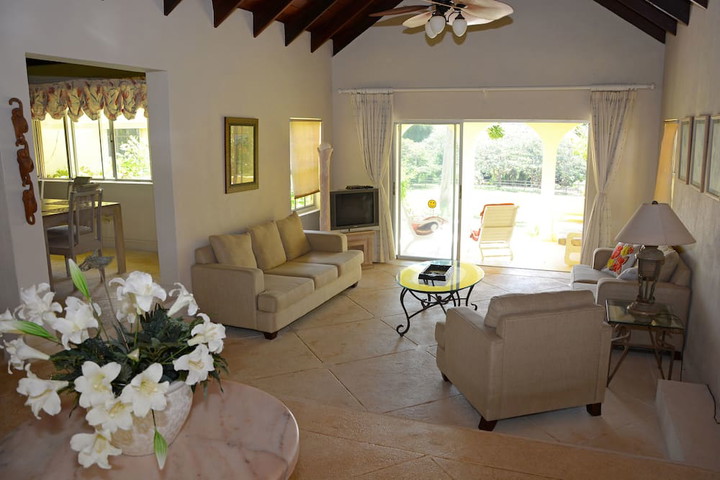 Westerlee  3 Bedroom  2 Bathroom With Pool - Barbados