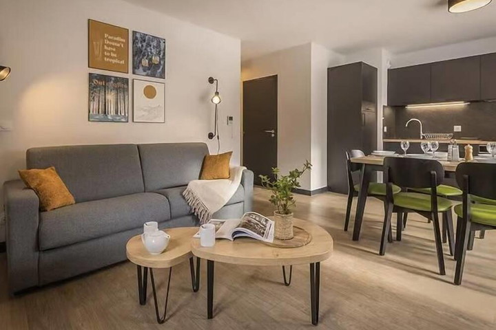 Wifi, Swimming Pool, Sauna, Hammam, Balcony, Fireplace Or Stove, Tv, Ski Locker, 45-56m² - Serre Chevalier