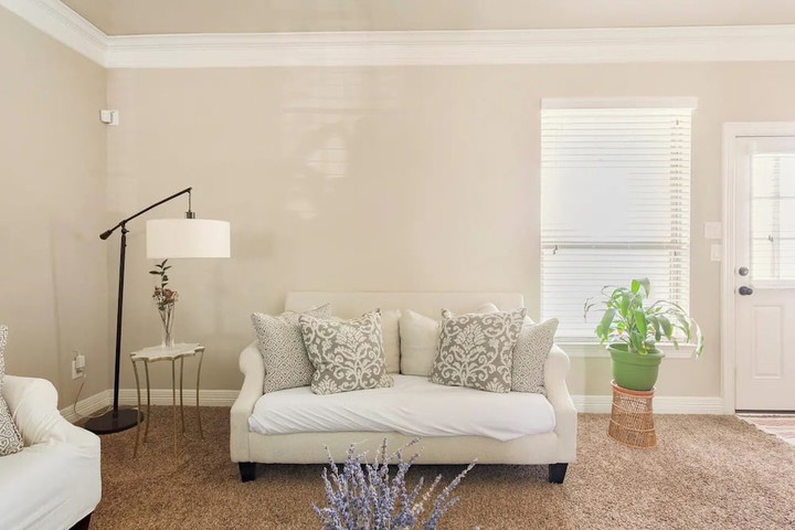 Feel At Home In Richmond - Sugar Land, TX