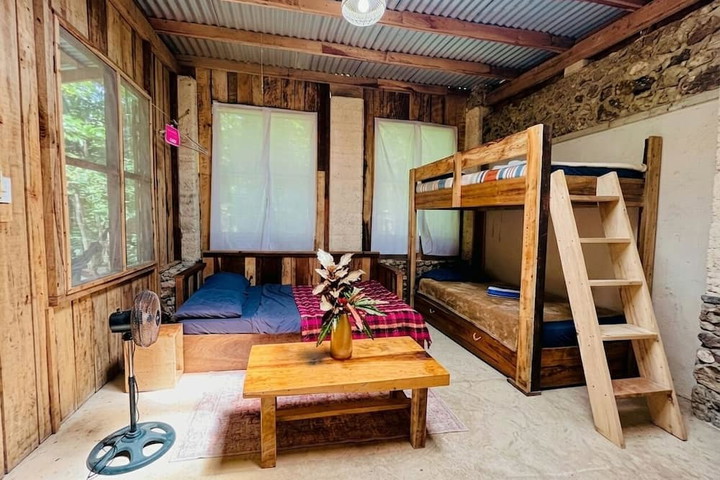 Tropical Family Nest & Garden Sanctuary In Charming Corozal Awaits You. - Quintana Roo