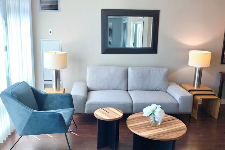 Downtown Toronto. Ph Two Bedroom + Den On 31st Floor Huge Waterfront Views. - Toronto