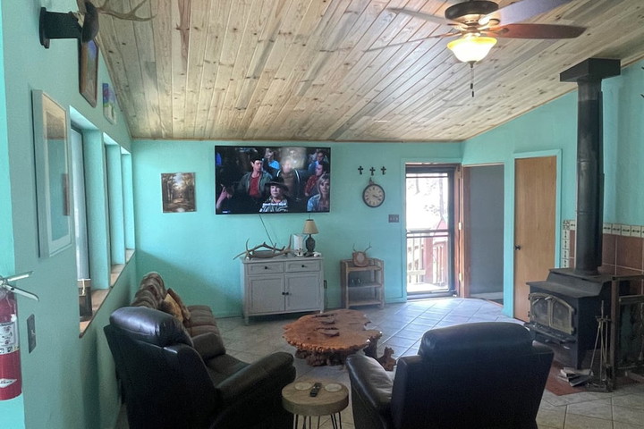 Cozy Weekend Getaway! Enjoy Many Things In The Surrounding Area! - Jemez Springs, NM