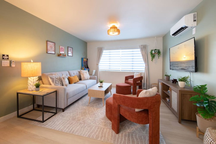 10 Minutes To World Cup - Hot Tub - Fire Pit -Parking - Sleeps 6 - Redondo Beach, CA