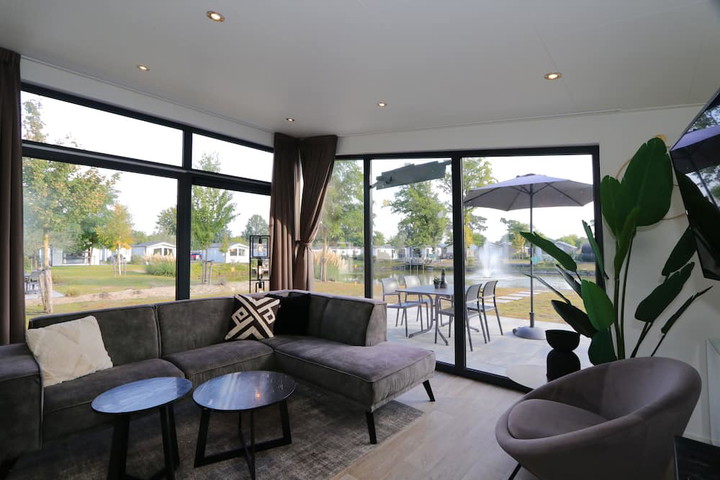 Chalet With 2 Bedrooms With Waterfront Terrace - Ham