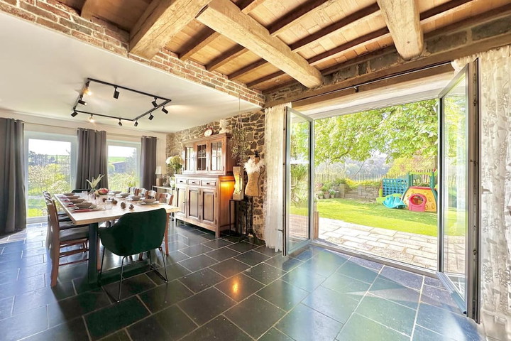 Charmant Gite Avec Belle Terrasse & Grand Jardin - Philippeville
