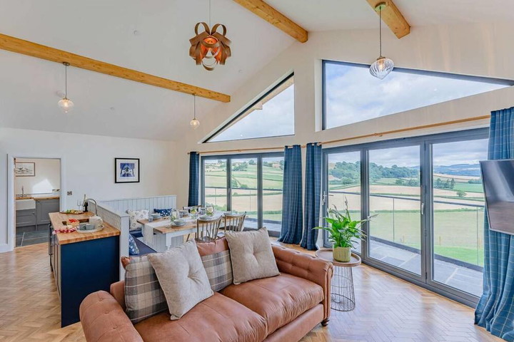 3 Bed In Montgomery (Oc-88641) - Welshpool