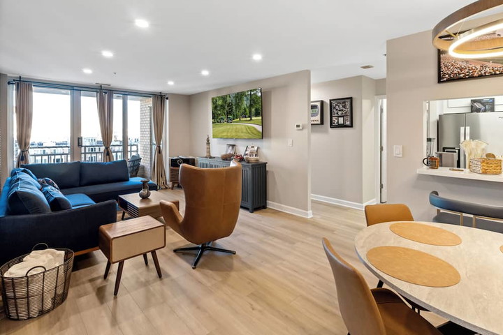 Luxury Harborplace Condo Near Orioles, Ravens & Baltimore Waterfront - Baltimore, MD