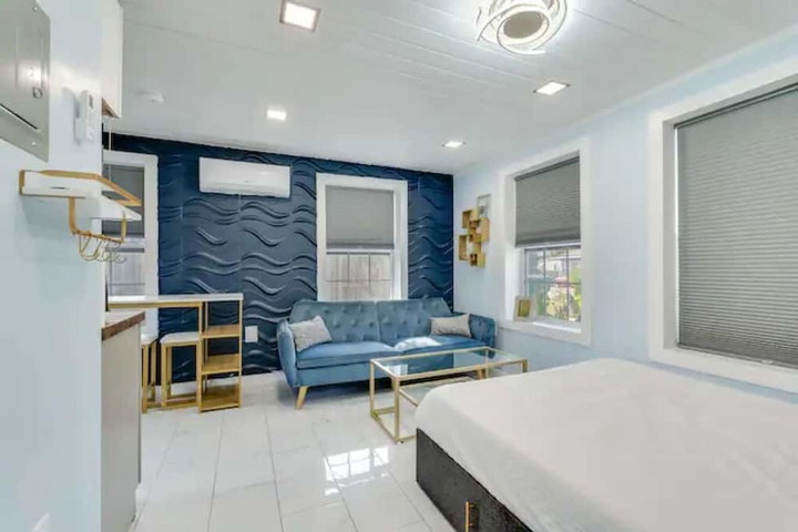 Steps From The Beach! Your Pcb Cottage Awaits! - A - Panama City Beach, FL
