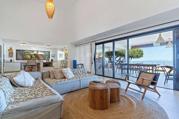 Spacious 3br Oceanfront Retreat Paea, Tahiti - French Polynesia