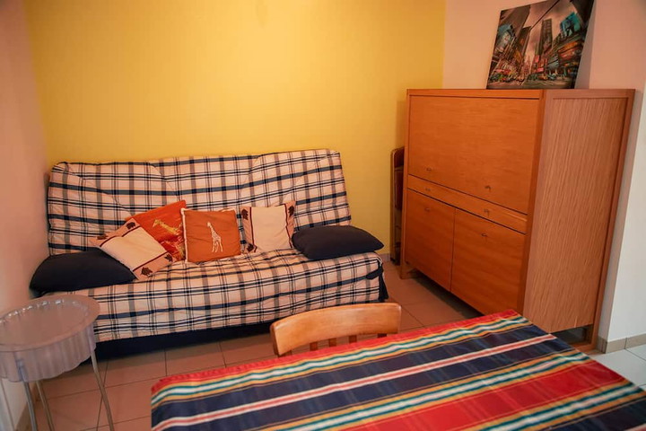 Appartement Au Calme Proche Des Commerces Au Bord De La Loire. - Decize