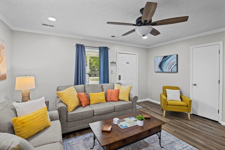 3br Retreat With King Suite And Pet-friendly With Fully Fenced Yard - New Bern, NC