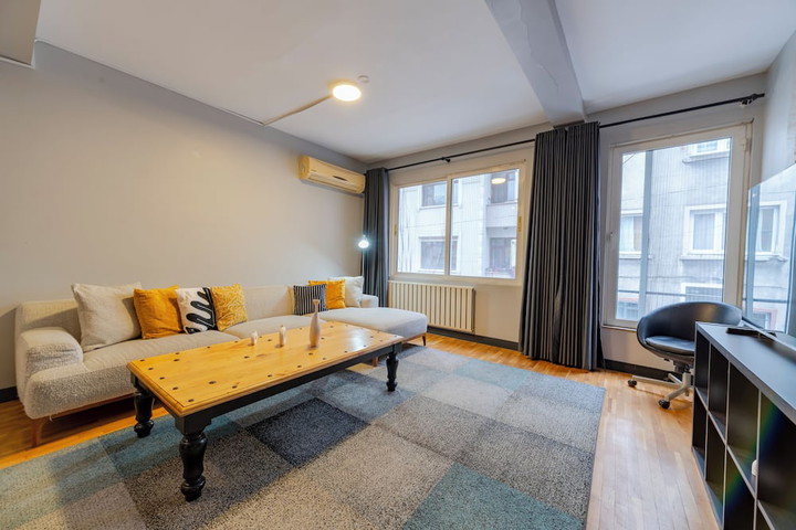 Spacious 4br Private Townhouse With Exclusive Terrace - Istanbul