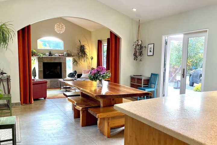 Solar-powered Dream Vacation Property - Fairfax, CA
