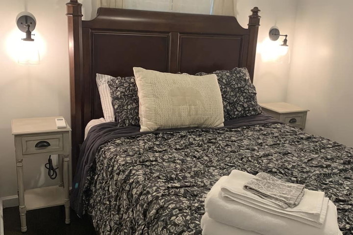 Cottage In The Heart Of Savannah. Minutes From Downtown & Tybee Island - 佛羅里達