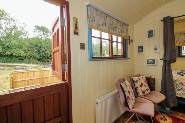 Woodie, Pet Friendly, With A Garden In Clee Hill - Staffordshire