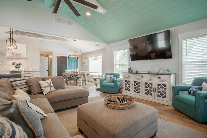 Private Pool Rec Room Parking Clean Screened Porch - Rehoboth Beach, DE