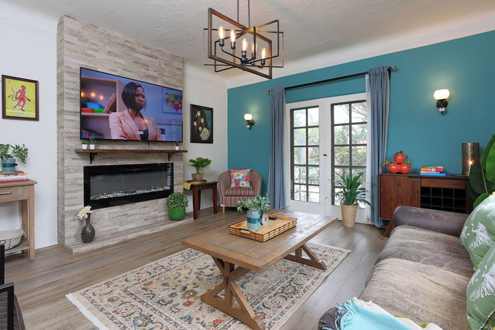 Outstanding Hideaway 10 Mins. Drive To Disneyland - Santa Ana, CA