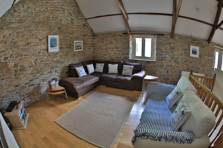 Two Bedroom Stone Cottage Near Dartmoor And Devon Beaches - Totnes