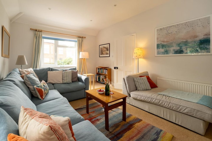 Pantiles - Sleeps 7 Guests  In 4 Bedrooms - Aldeburgh