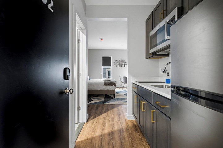 The Columbus Hotel - The Downtown Studio - 89-202 - Middletown, NY