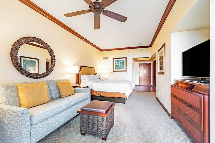 Ko Olina | Beach & Pool Access | Tropical Resort Stay - Mililani, HI