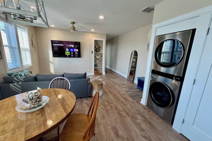 Walk To Beach & Boardwalk | Ac & Free Parking | Kb - Storybook Land, Egg Harbor Township