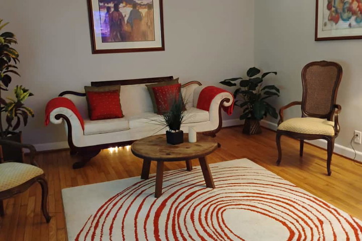 West End Whisper 3 Minute Walk Or Drive To Everything. Prime Location. - Winston-Salem, NC
