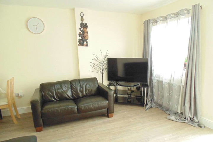 Modern Brand New Apartment - London