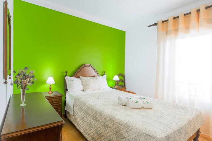 Room 'Quarto Verde' With Balcony And Wi-fi - Odeceixe