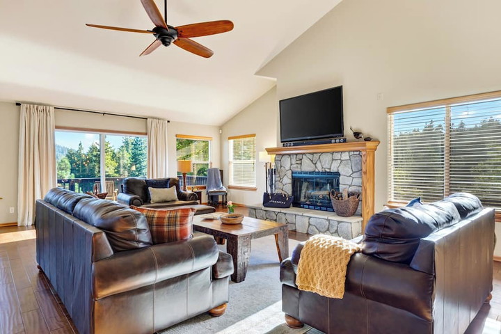 Pool + Hot Tub + Gym | Near Village + Trails | Poolside Pines Reunion House - Lake Arrowhead, CA