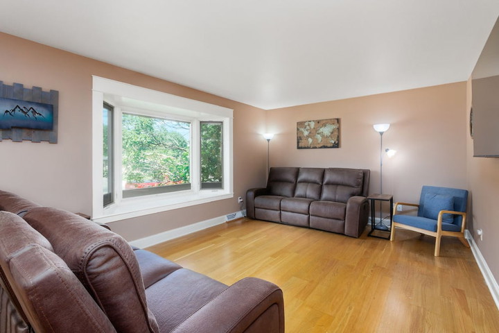 Centrally Located, Huge Shaded Patio With Fire Pit! Entire Place To Yourself! - Billings, MT
