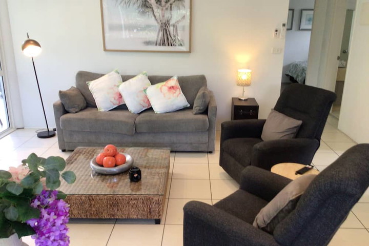 Secluded Tropical Apartment - Palm Cove
