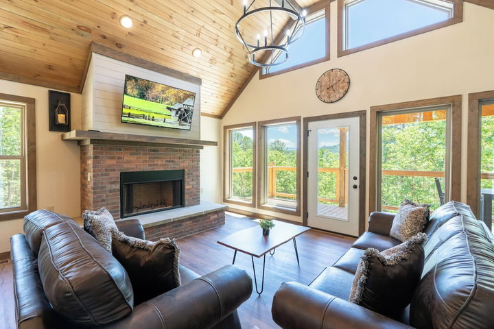 A Walk In The Clouds - Beautiful Brand New Luxury Cabin - Townsend, TN
