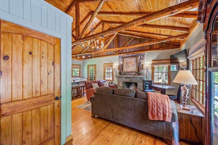 Garden Cottage-historic Cottagew/hot Tub - Alabama