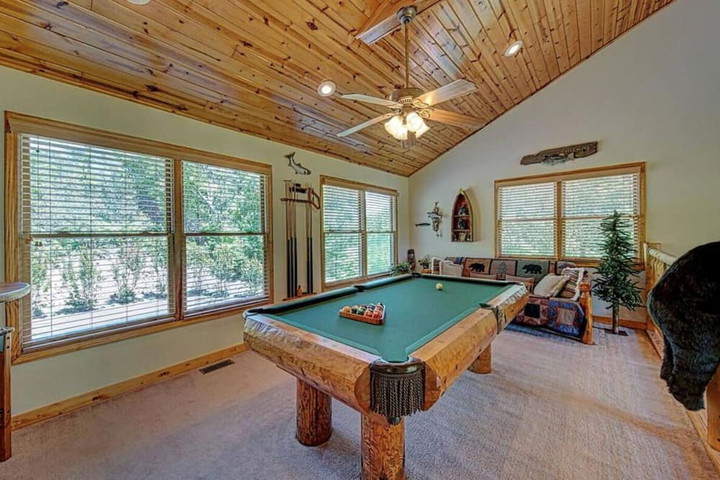 Bear Valley Retreat | Cozy And Private Cabin Near Lake Chatuge | Dog Friendly -