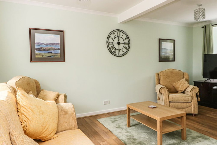 6 Lowlands, Pet Friendly, Country Holiday Cottage In Arisaig - Arisaig