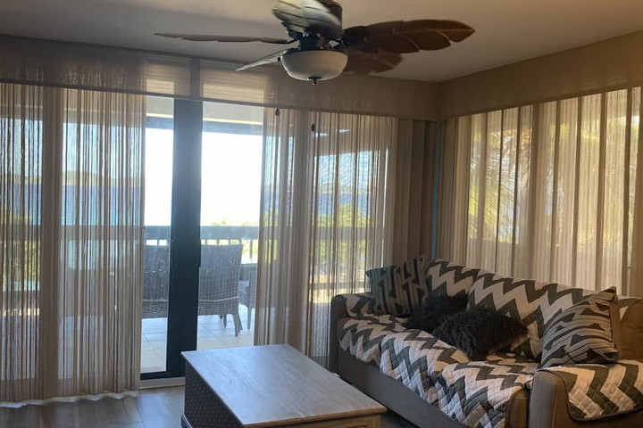 Corner Villa With Stunning Sapphire Bay Views Sleeps 6 W/backup Generator. - Saint Thomas