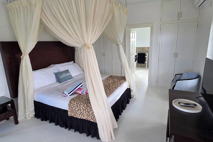 5 Bedroom, Luxury Private Villa With Pool & 360' Ocean Views - Sainte-Lucie