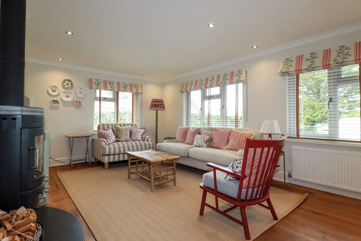 6 Trelawney Court, Pet Friendly, With A Garden In Rock - Port Isaac