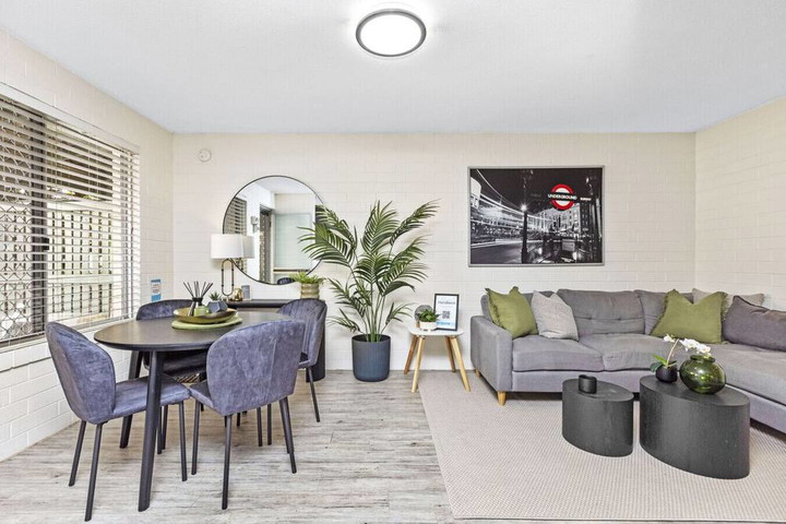 Trendy Townhouse On Lakes Edge With Lush Parks! - Cottesloe