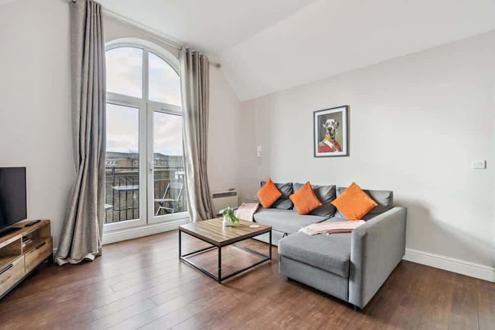 Cosy Home In Central Windsor & Free Parking - Slough