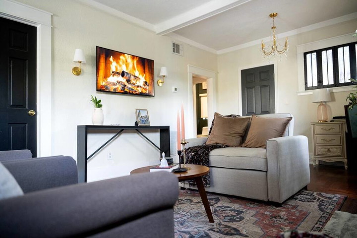 Cozy 1-bedroom With A Beautiful Backyard In Awesome Orlando - Orlando, FL